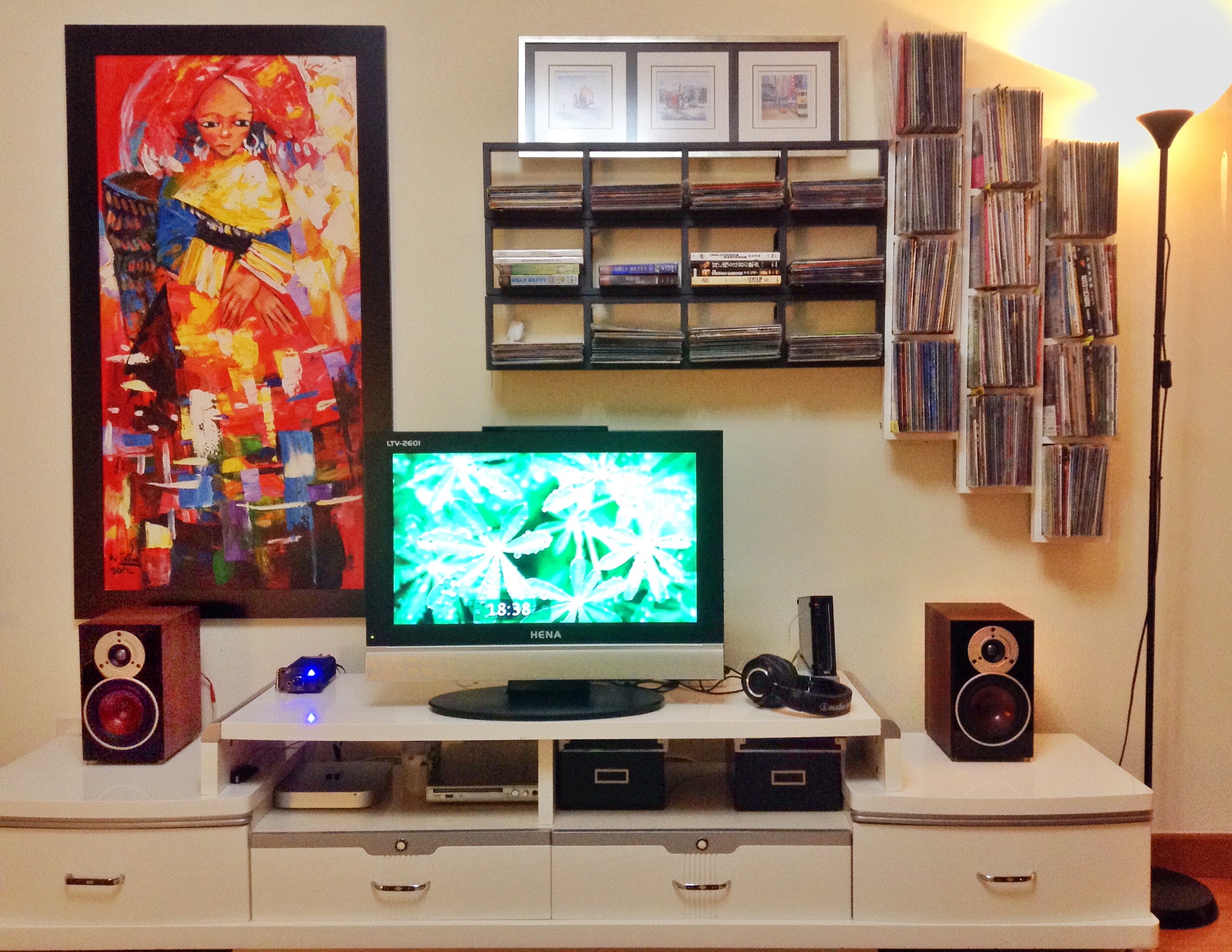 Simple system | Stereophile.com